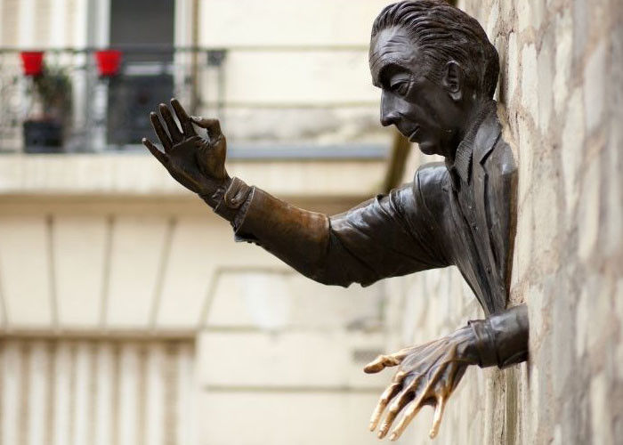 ODM Life Size Outdoor Wall Decorative Casting Bronze Man Statue